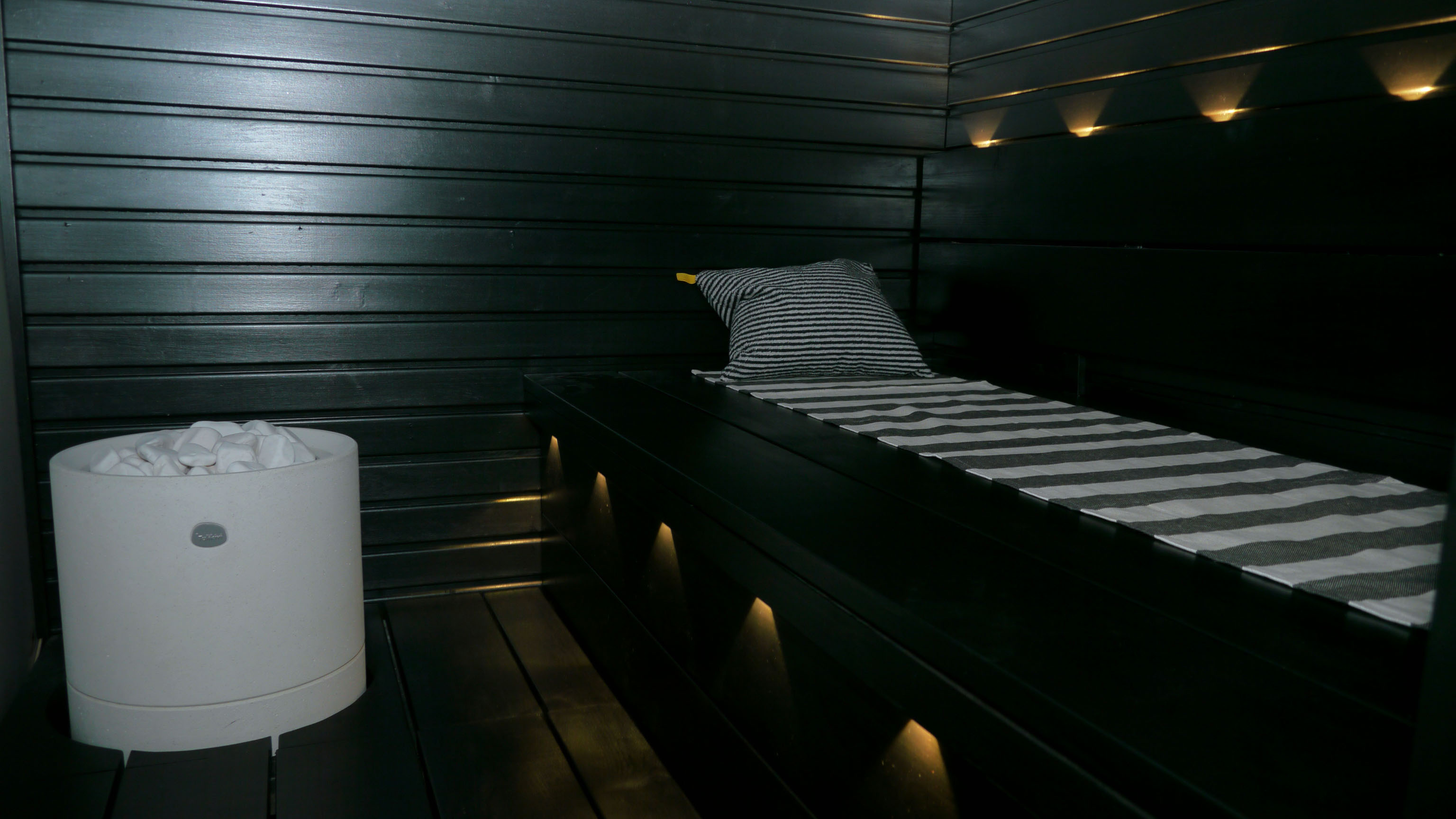 Pesuhuone, sauna ja WC - Tapsan Remonttipalvelu Oy