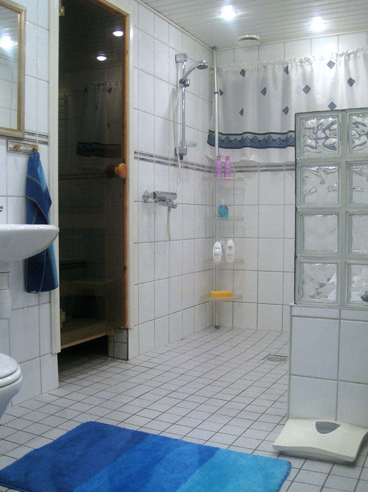 Pesuhuone, sauna ja WC - Tapsan Remonttipalvelu Oy